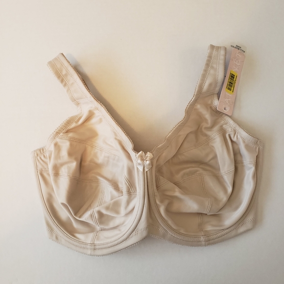 Cabernet | Intimates & Sleepwear | Cabernet Full Busted Wire Bra Size ...